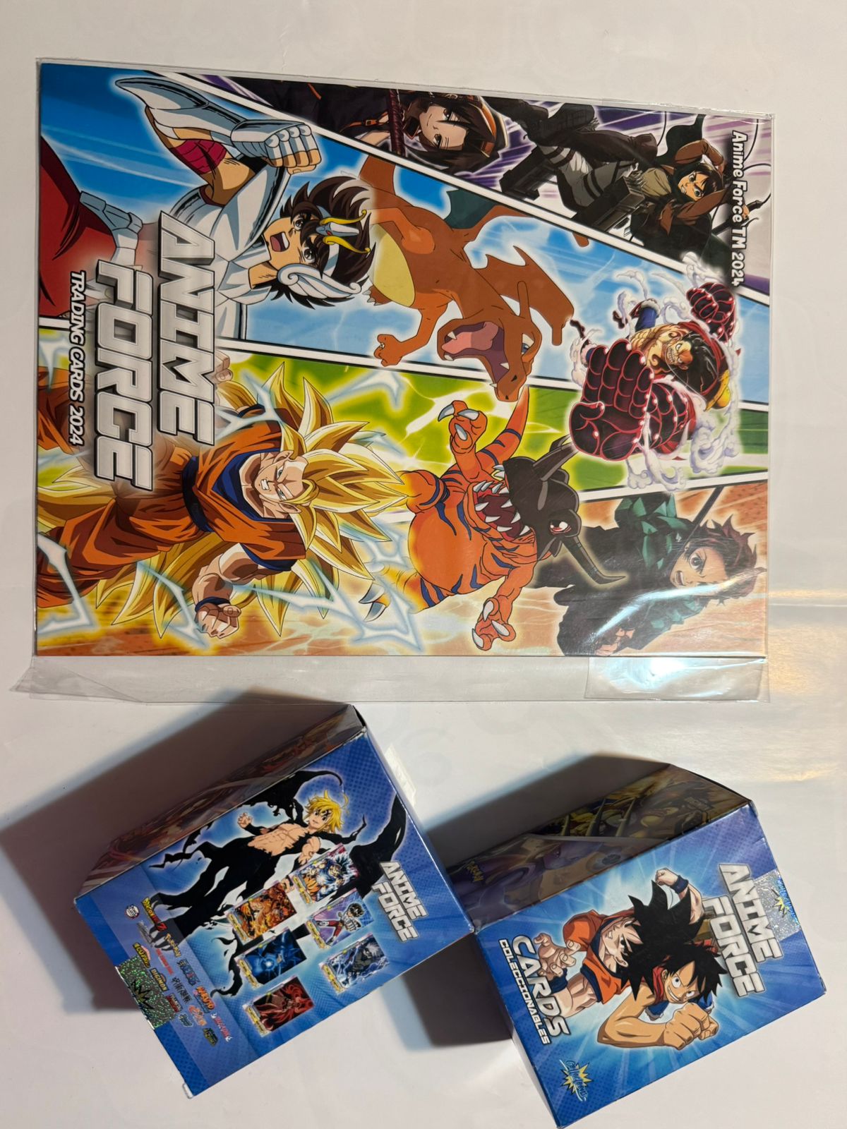 Cards anime force dkv 2024 caja de sobres más coleccionador