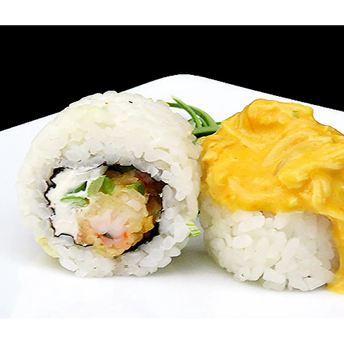 NO ES SUSHI ES TOBU