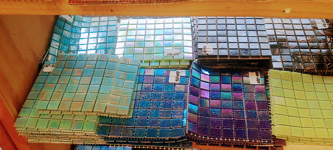 Mosaico línea especial y traslúcida