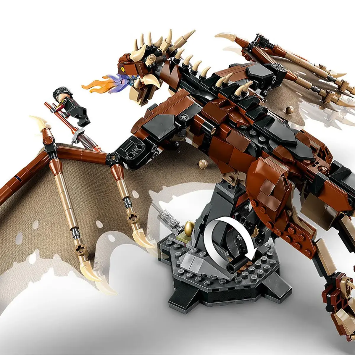 Harry Potter Dragón Colacuerno Húngaro - 671 piezas