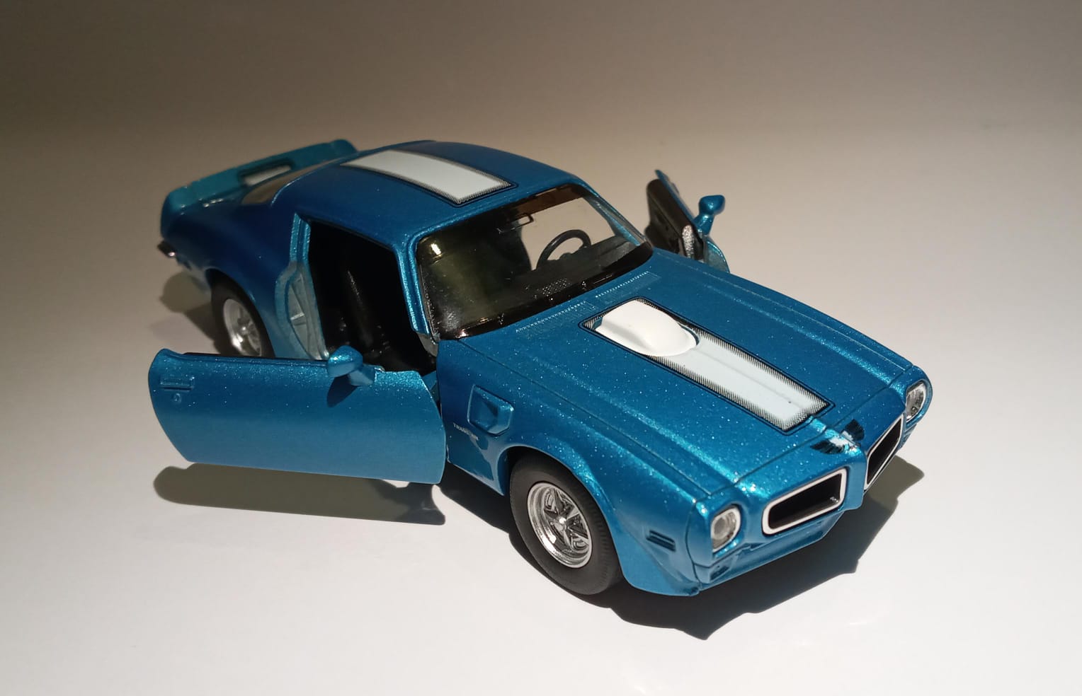 Pontiac Firebird 1972, Welly, Escala 1-36