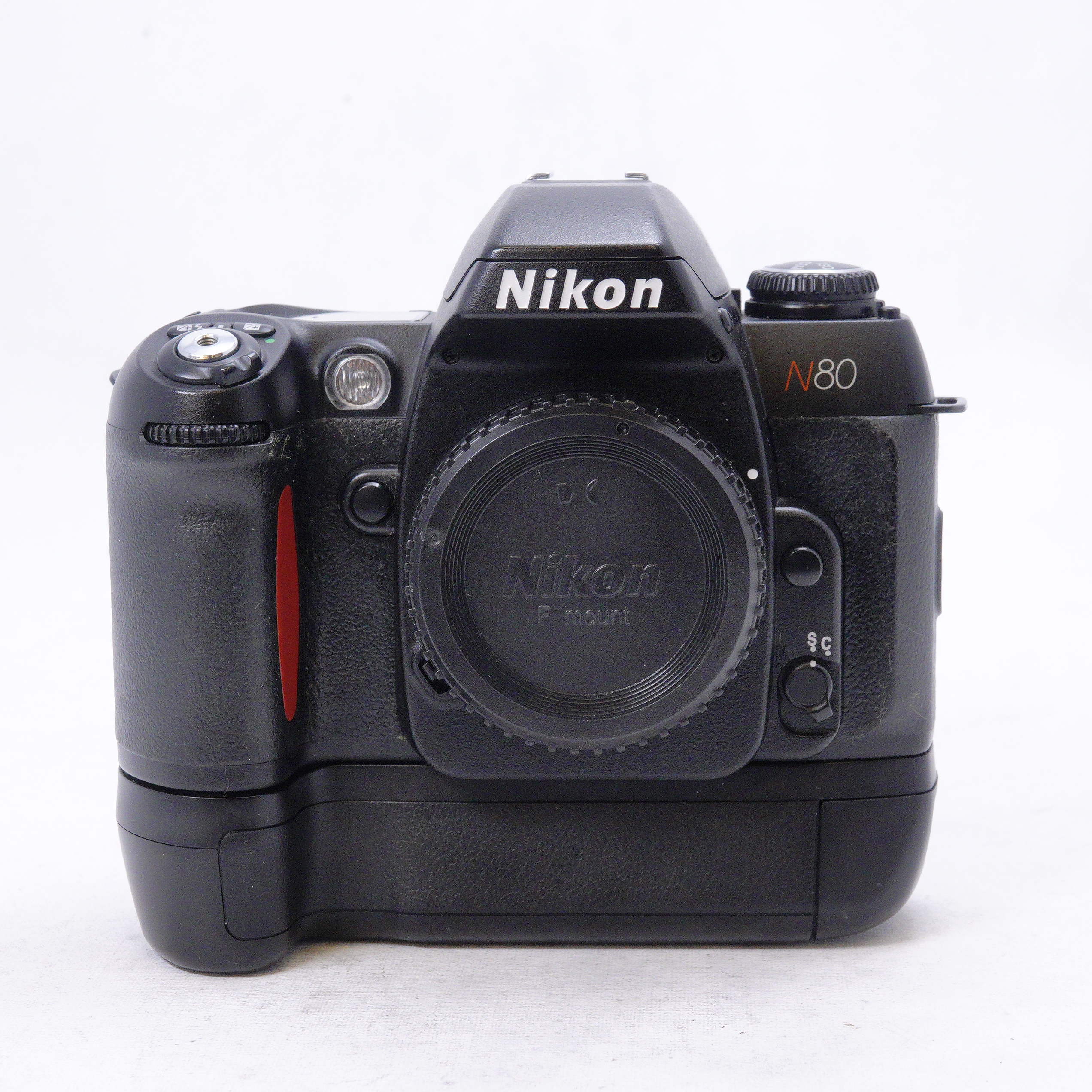 Nikon N80 con Grip MB16 - Usado