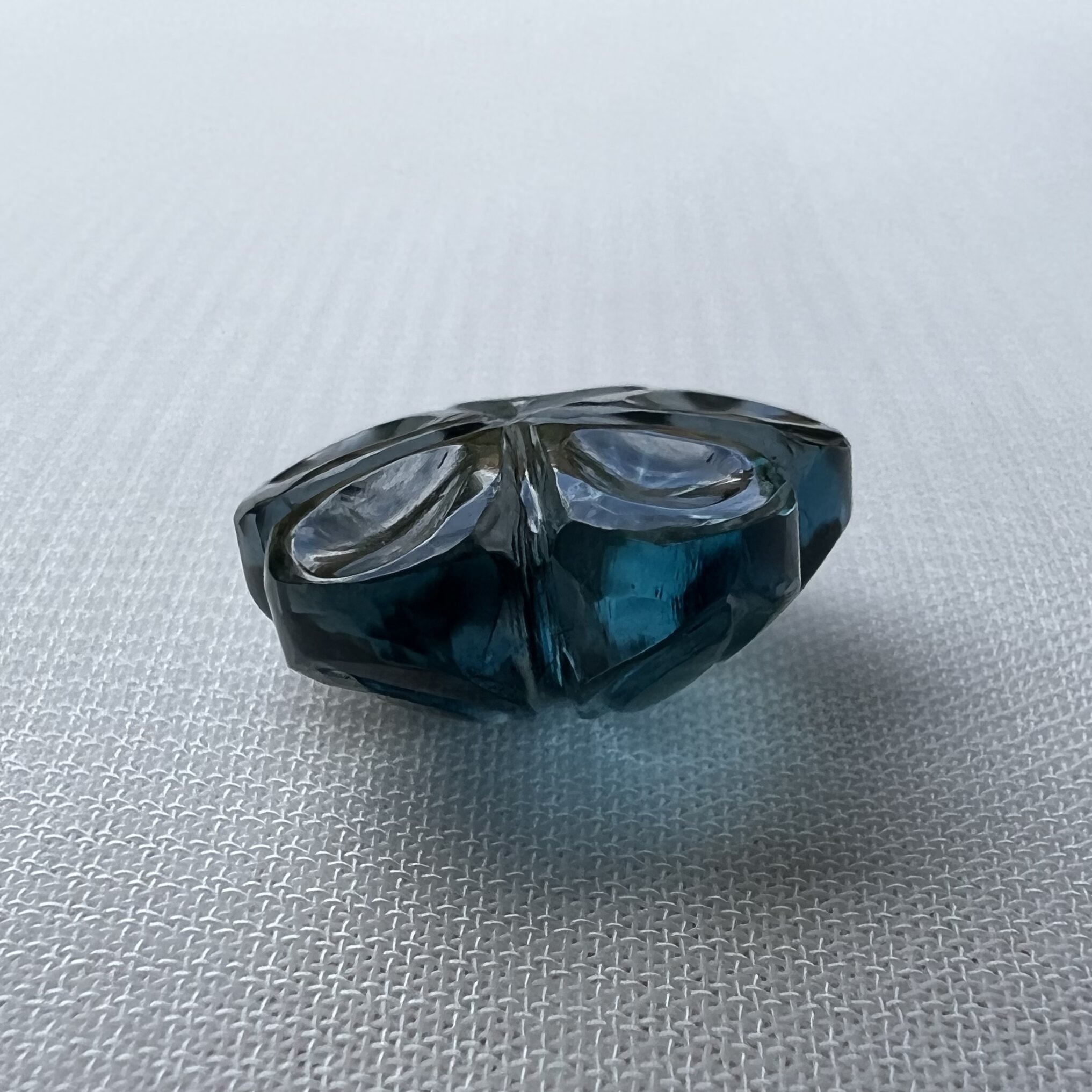 Topacio London Blue-6.60ct-12x12mm