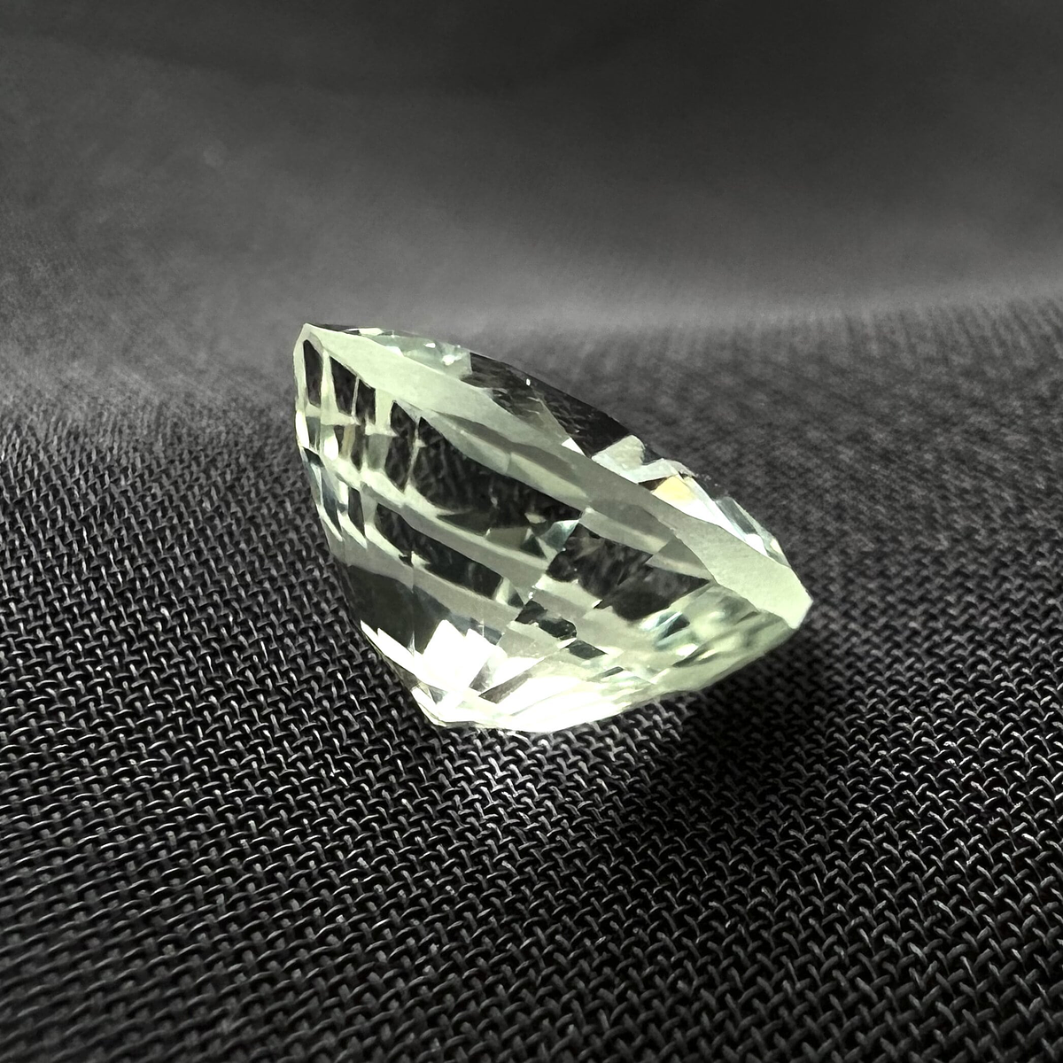 Topacio Blanco-2.95ct-8x8mm | Versatto Gemas & Joyas