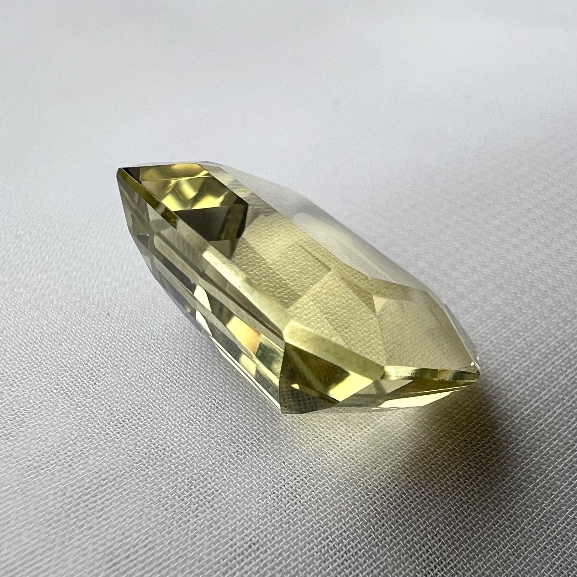 Cuarzo Limón-20.00ct-20x15.2mm