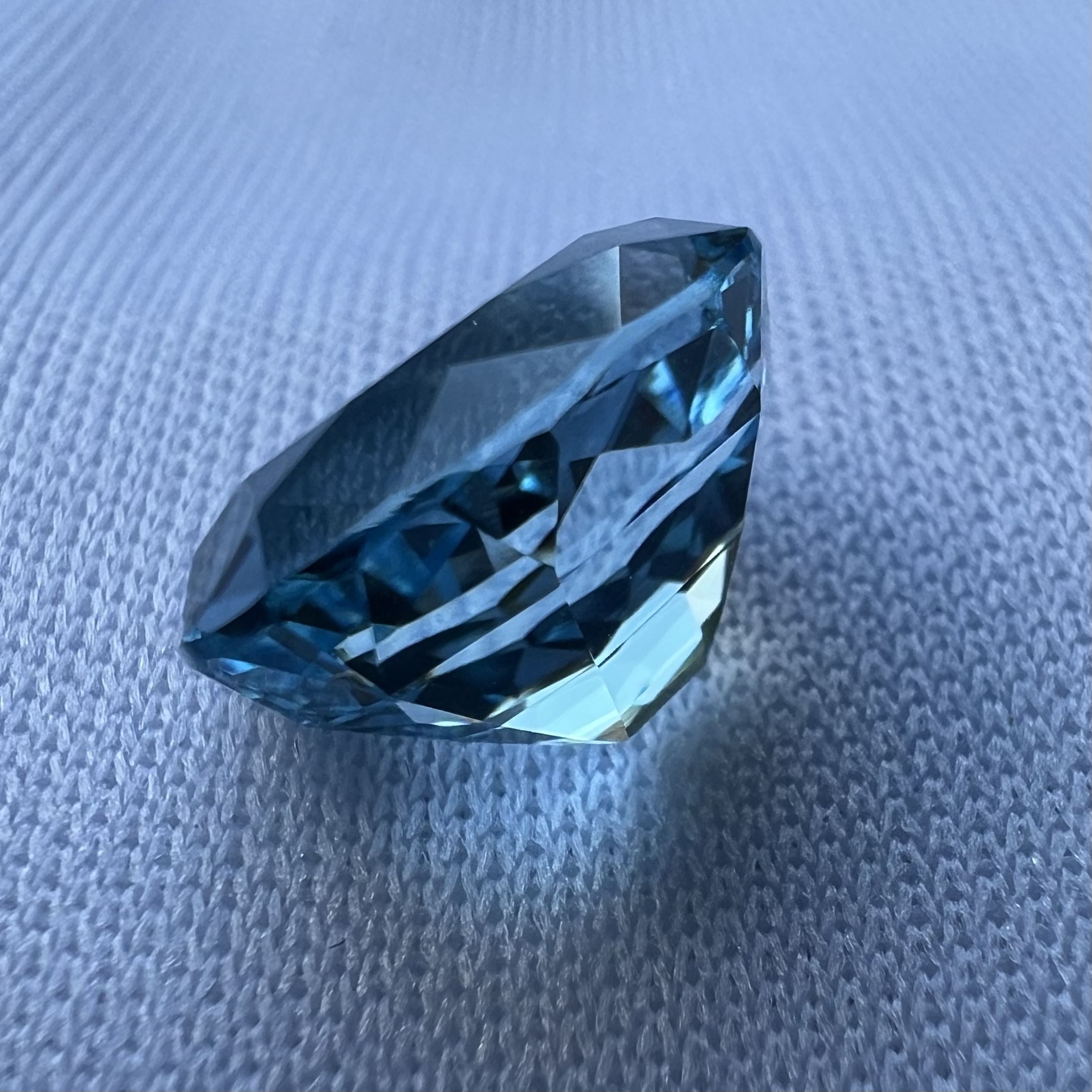 Topacio Azul-6.25ct-12x10mm