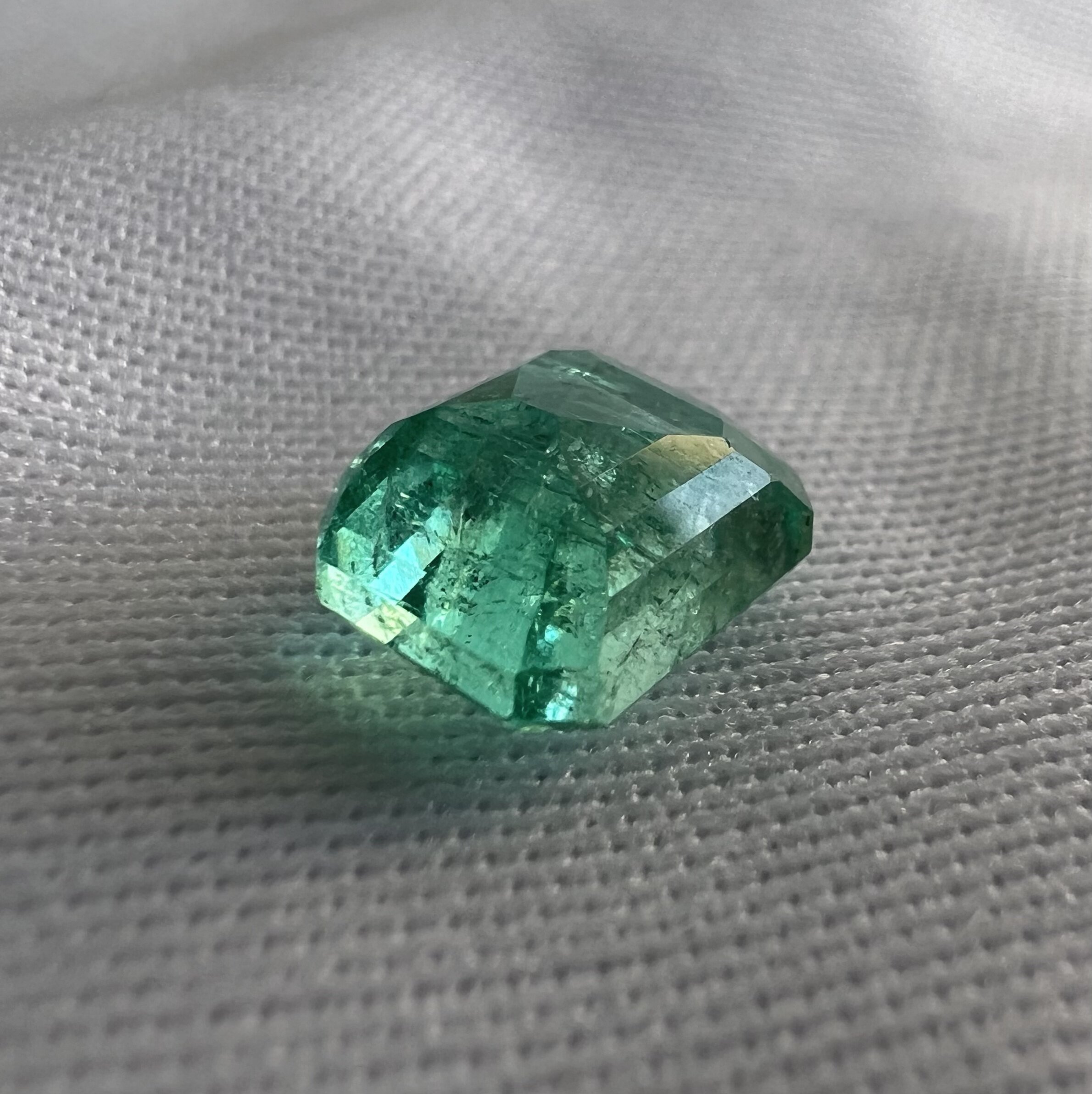 Esmeralda-3.56ct-9.37x8.17x5.26mm