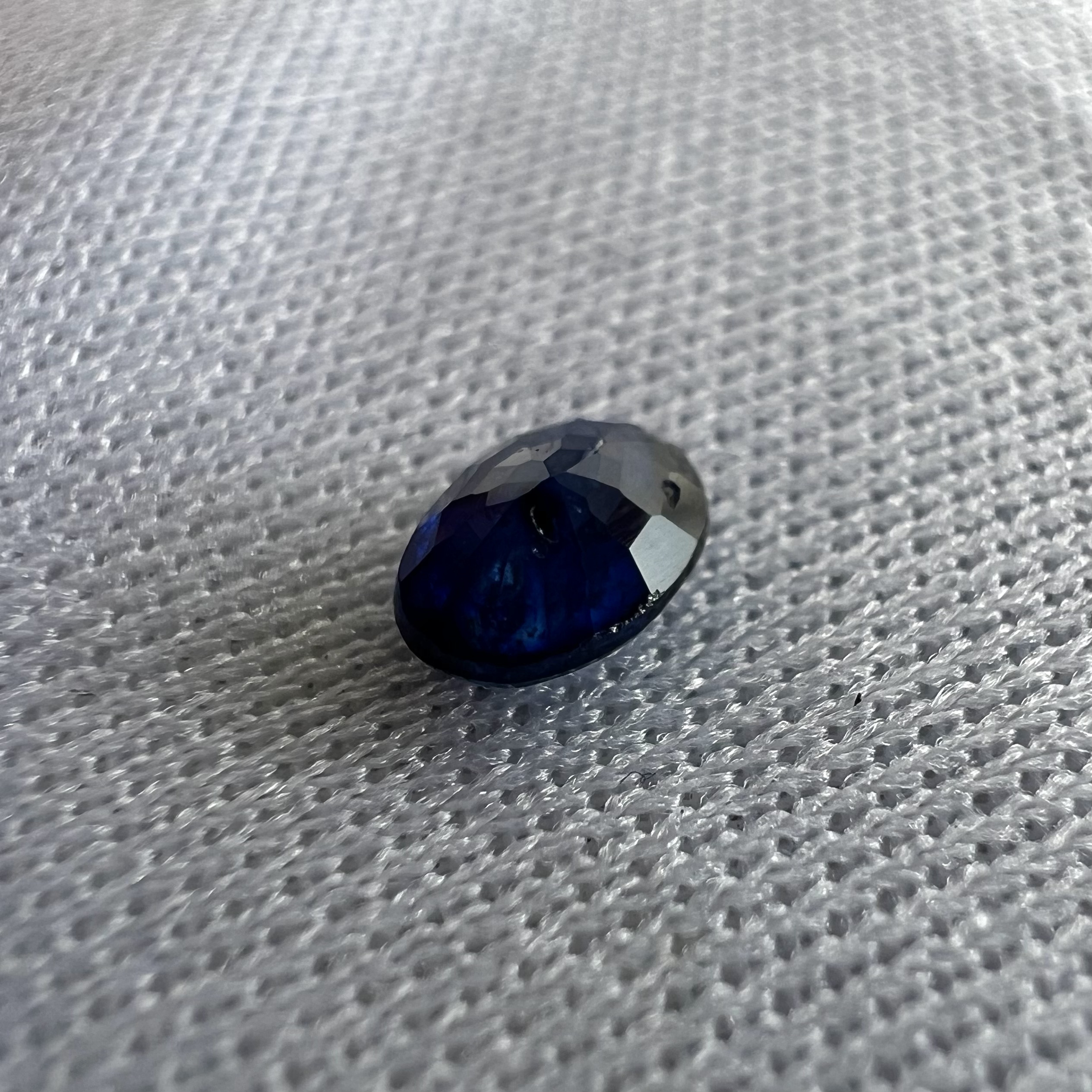 Zafiro azul-0.55ct-5.6x4mm
