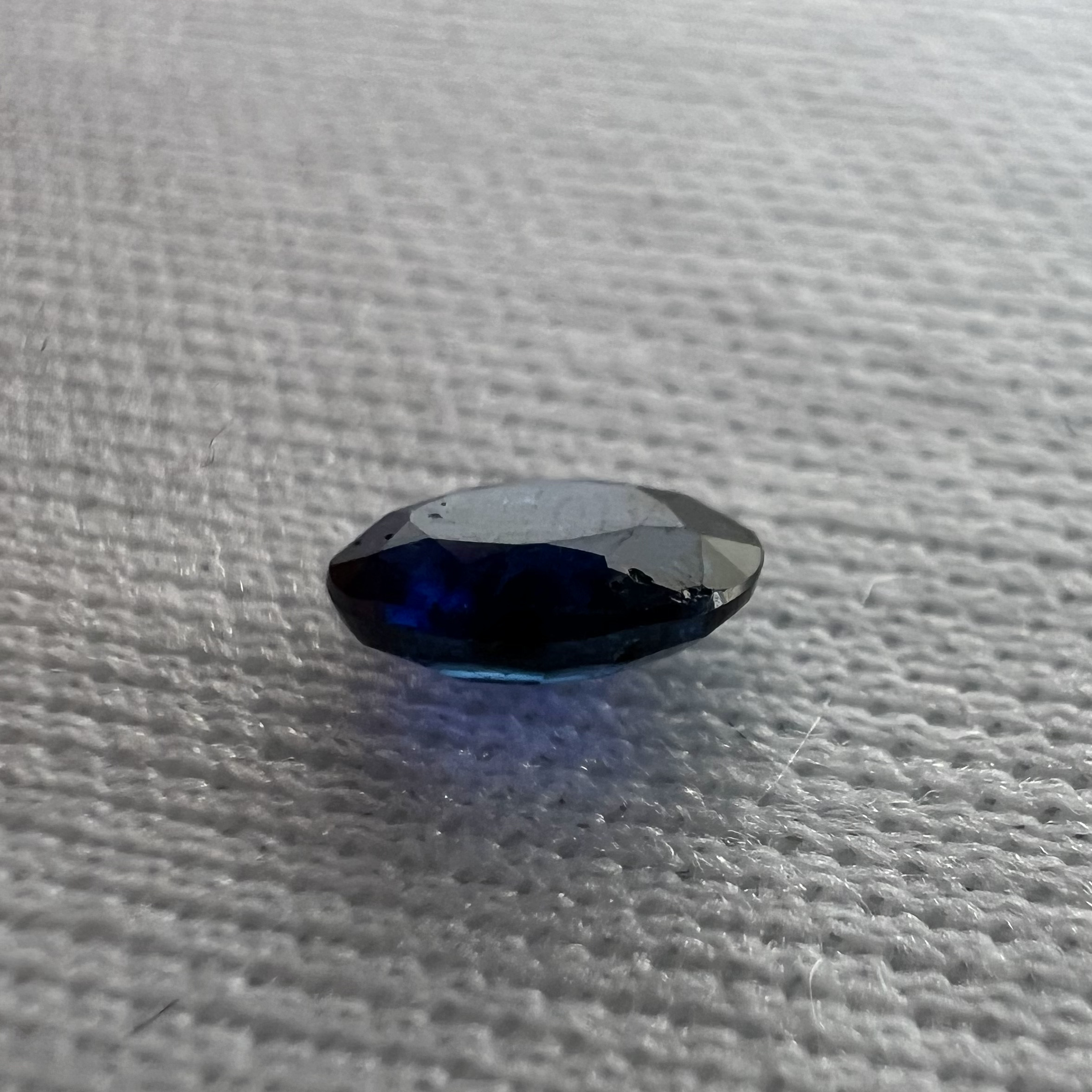 Zafiro azul-0.55ct-5.6x4mm