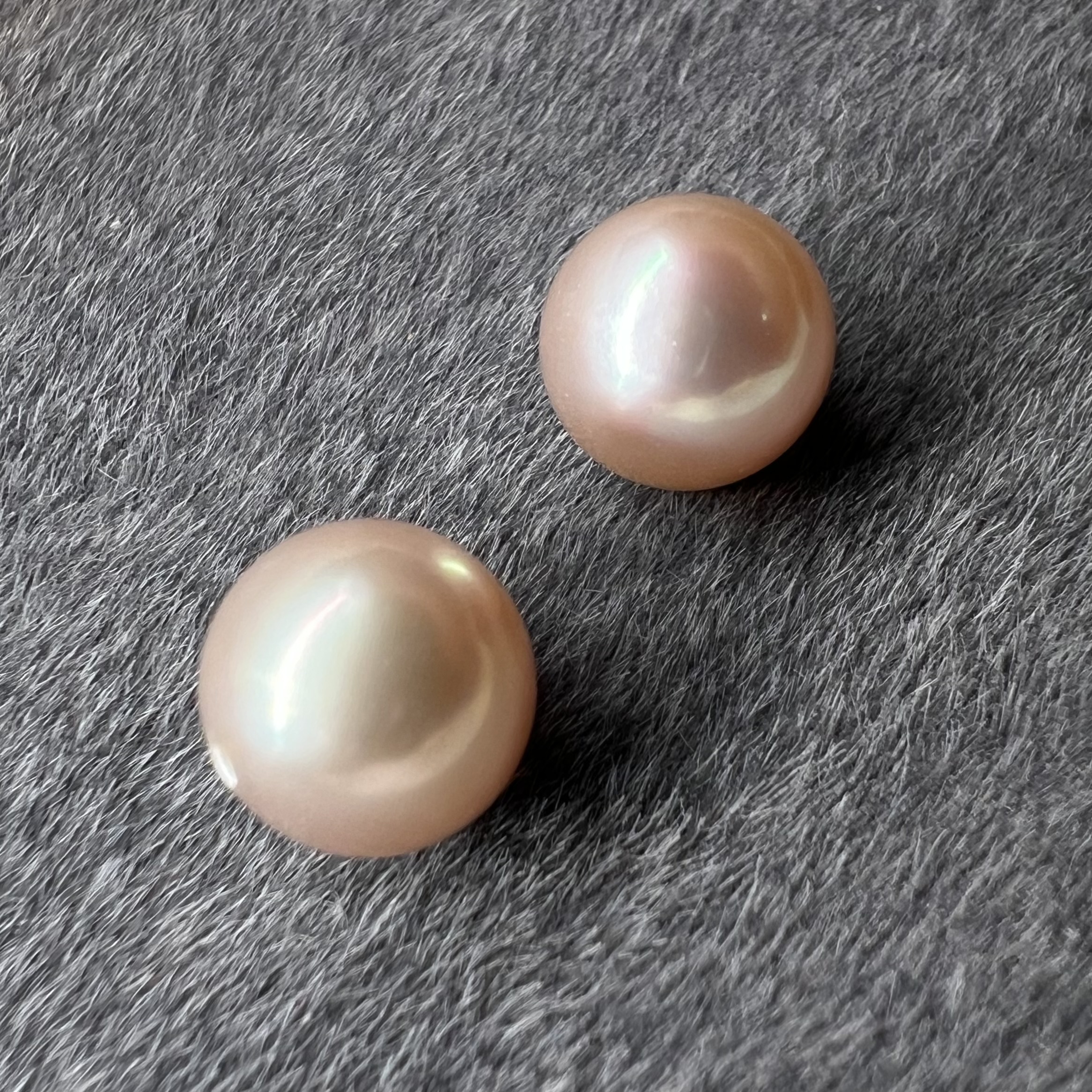 Par de Perla rosa durazno freshwater semiperforada-8x8mm