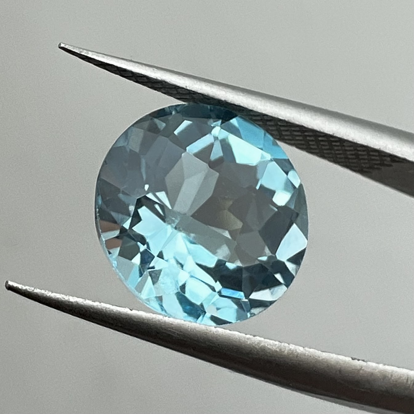 Topacio azul-4.90ct-10x10x6.8mm