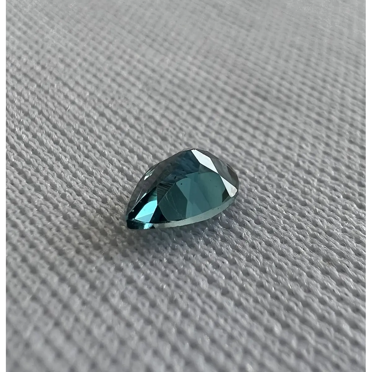 Topacio london blue-0.71ct-6.8x5x2.8mm | Versatto Gemas & Joyas