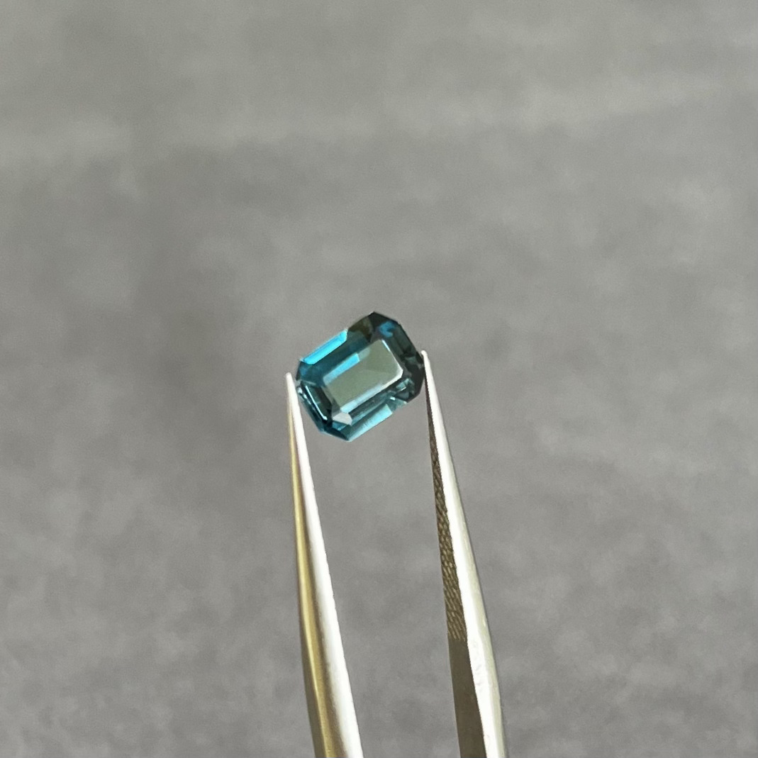 Topacio London Blue-0.67ct-5.8x4x2.8mm