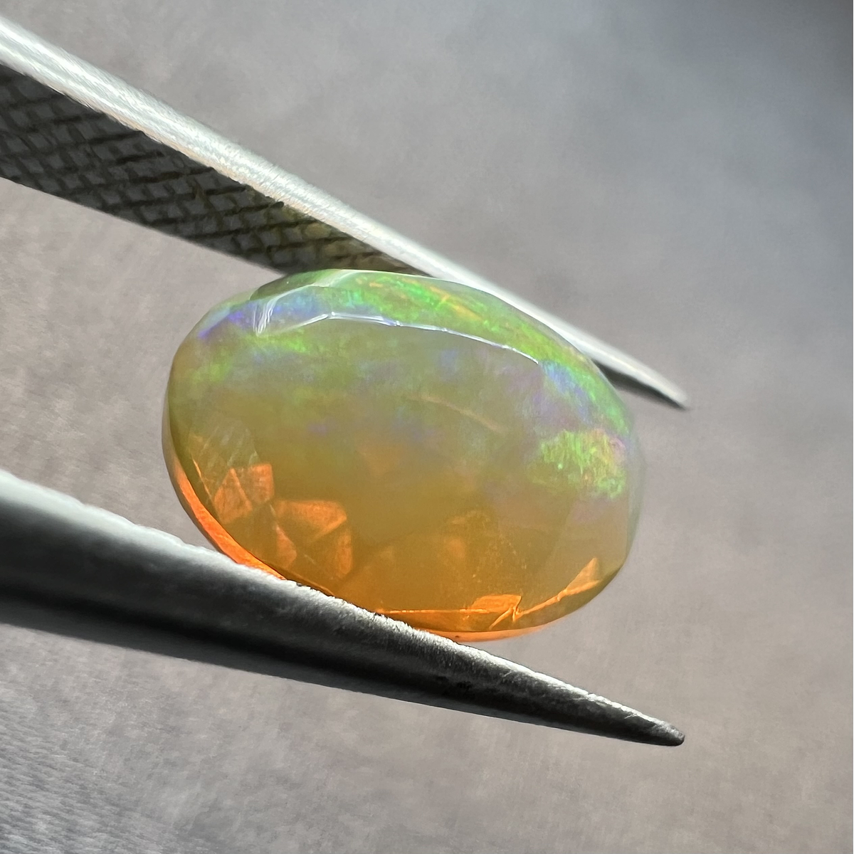 Ópalo-1.25ct-8.7x6.6x4.7mm | Versatto Gemas & Joyas