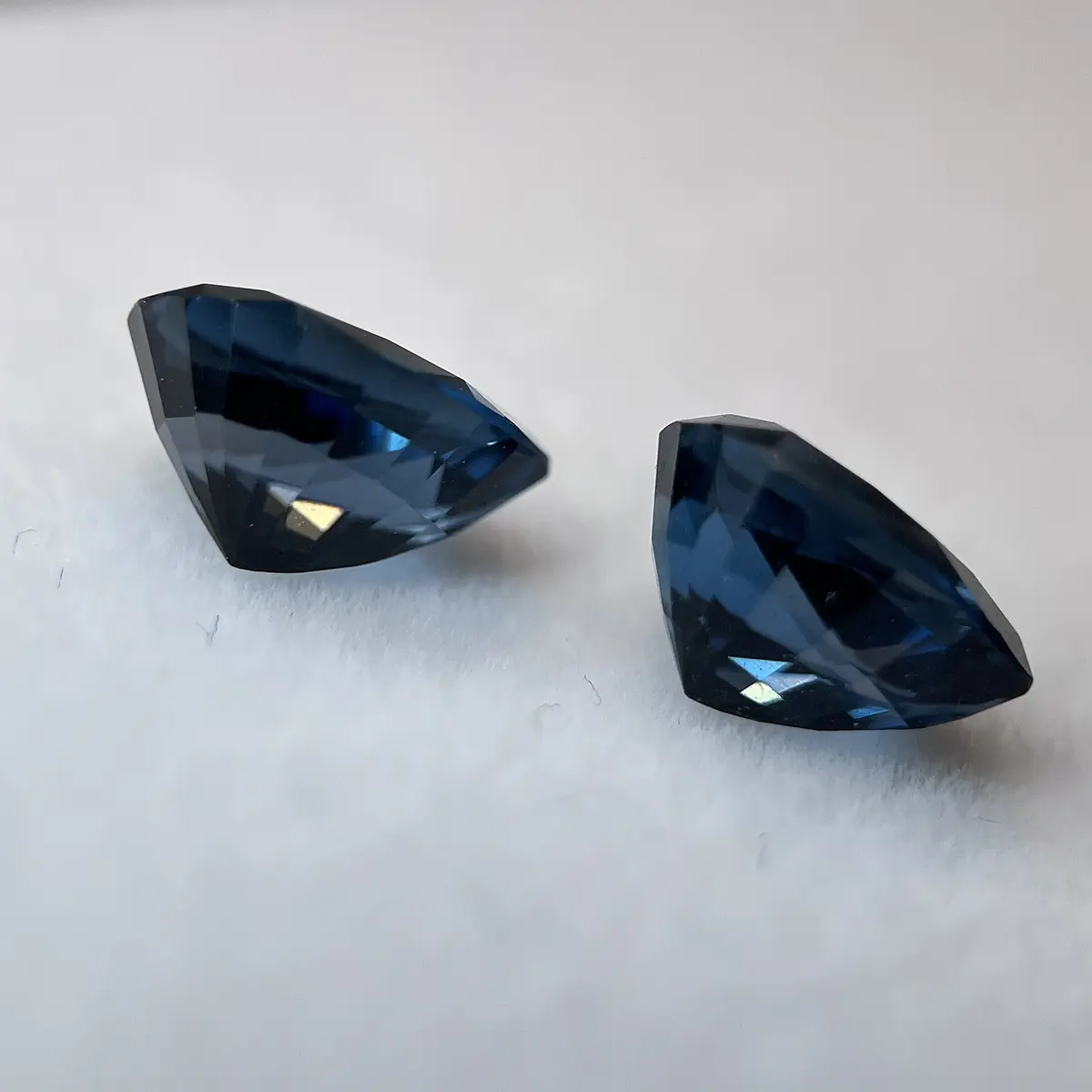 Topacio London blue-2.15ct-9.1x6.7x4.6mm | Versatto Gemas & Joyas