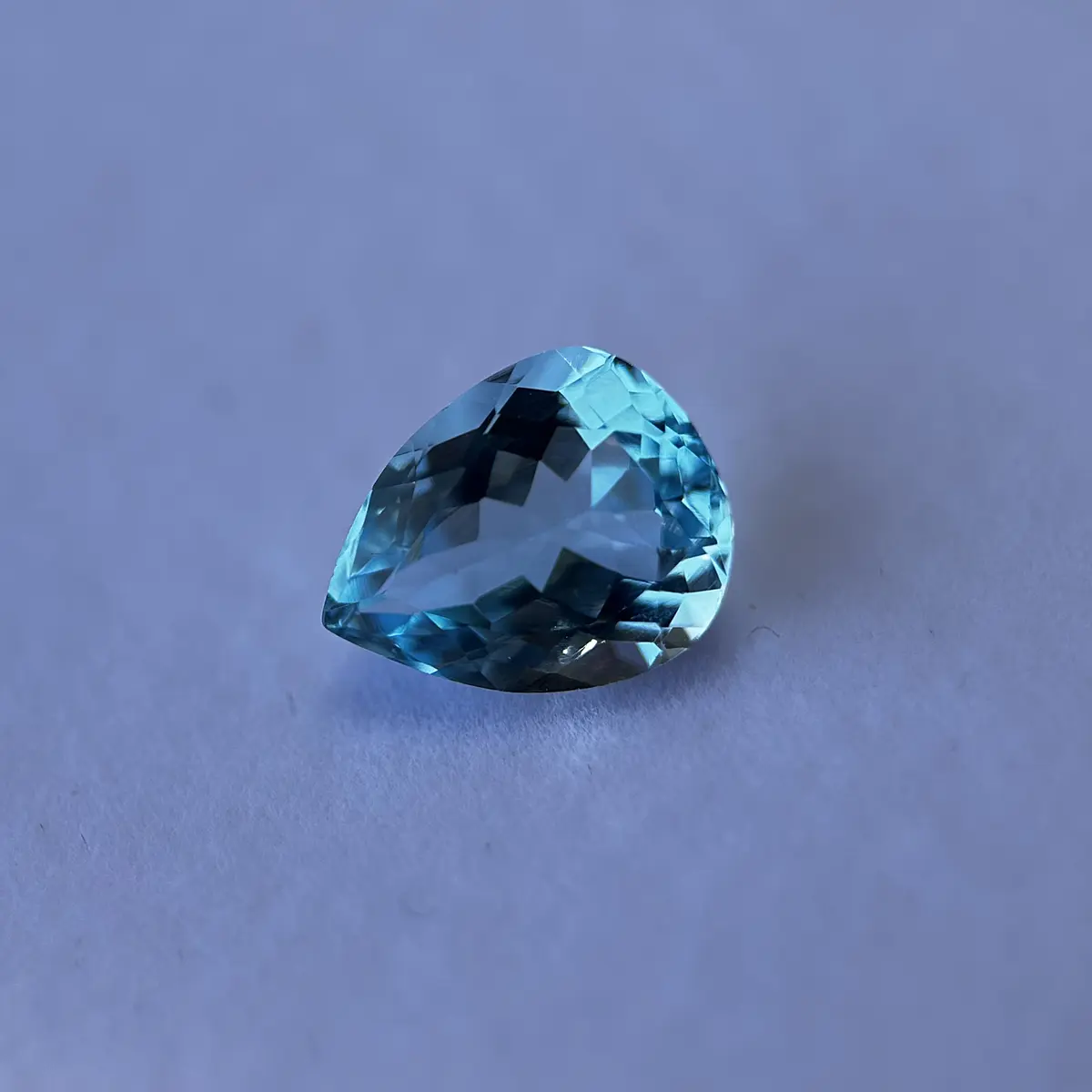 Topacio suizo-2.50ct-7.8x7.7x4.2mm | Versatto Gemas & Joyas