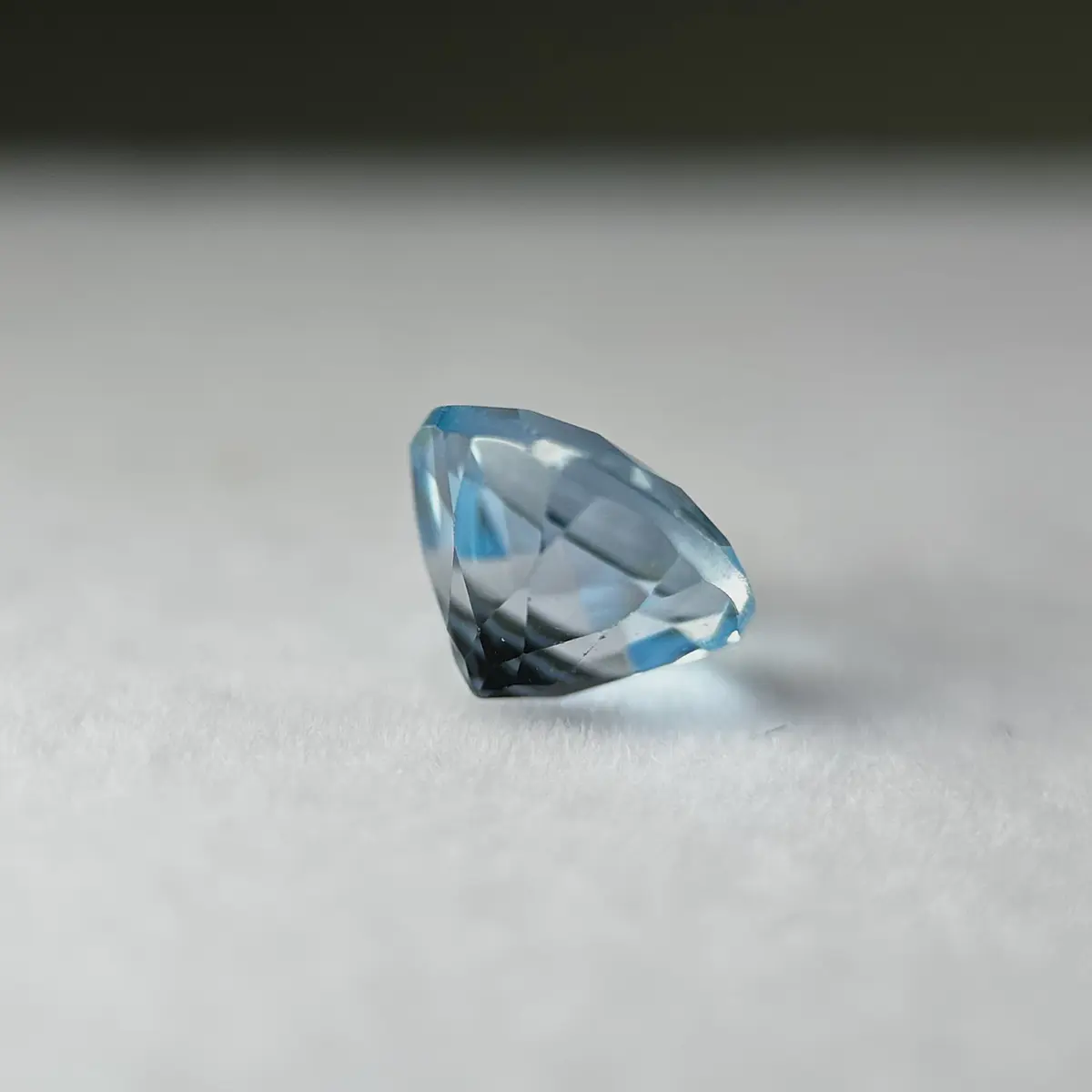 Topacio azul-2.60ct-7.9x5.3mm | Versatto Gemas & Joyas