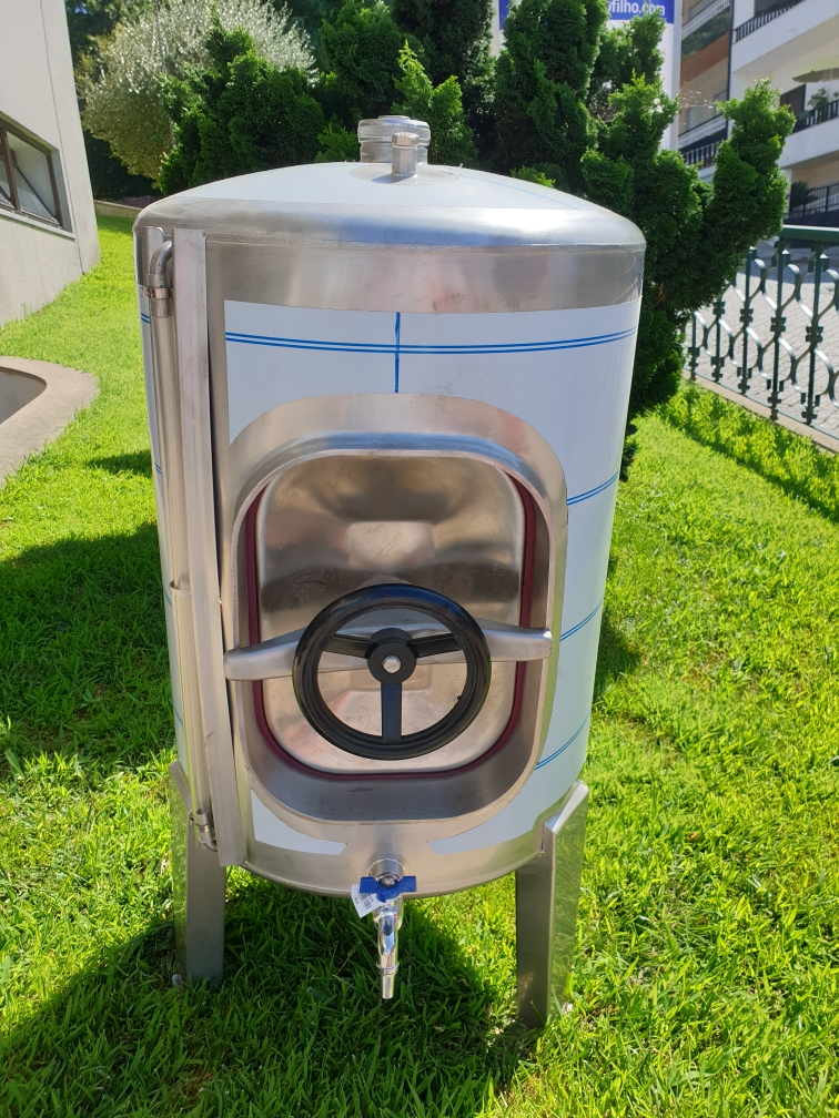 Cuba Inox 100 Litros Porta Lateral