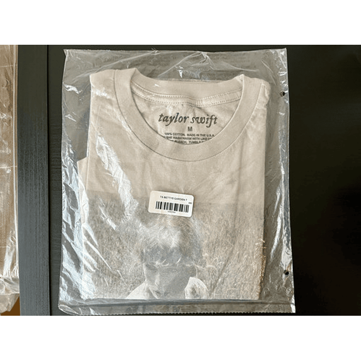 Poleras Folklore Album - Taylor Swift - Merch Oficial | WonderBox