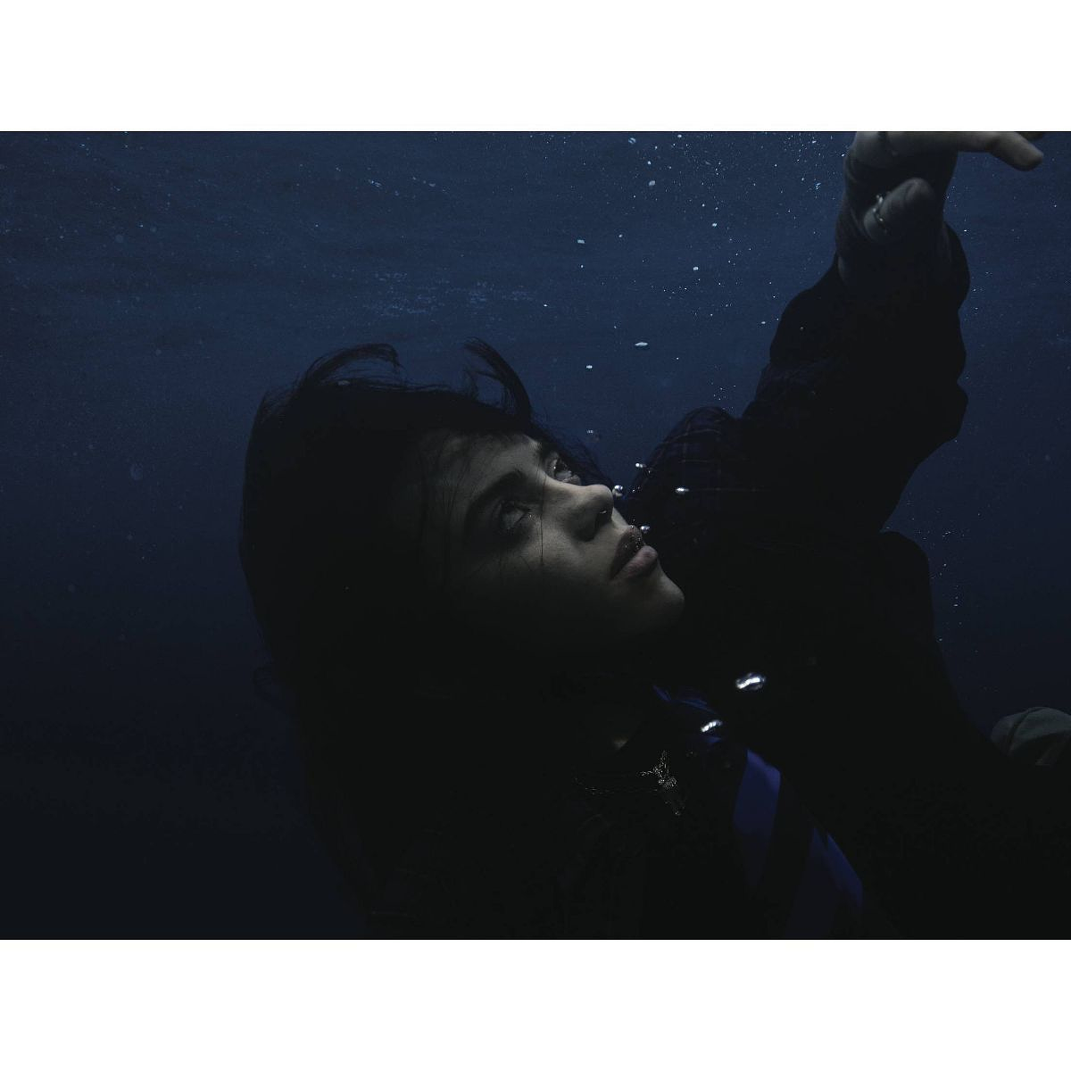 Billie Eilish - HIT ME HARD AND SOFT - CD Target (+Póster) | WonderBox