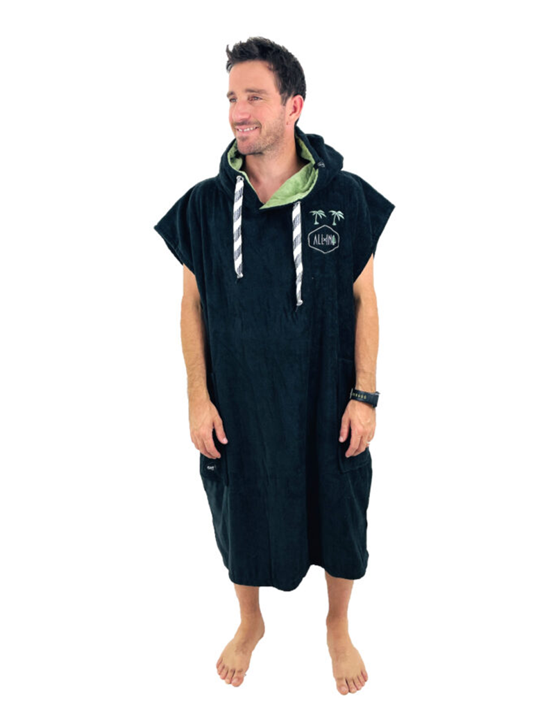 MEN SURF, SWIN AND BEACH PONCHO