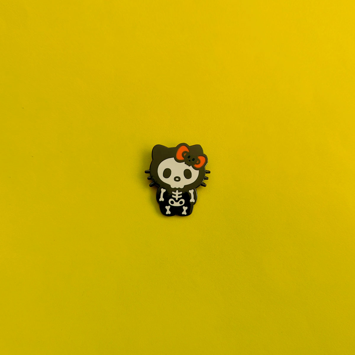 Pin Hello kitty